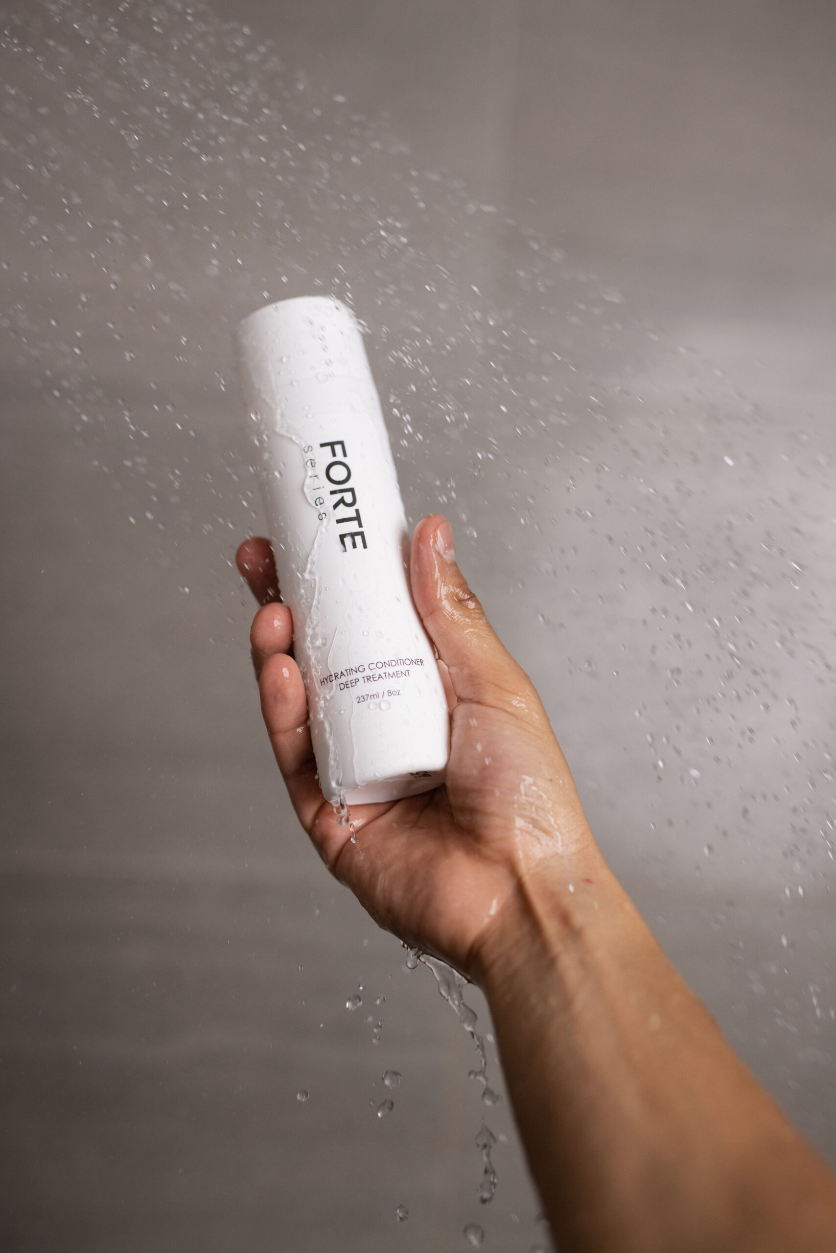 HYDRATING CONDITIONER - 8 OZ - Forte Series