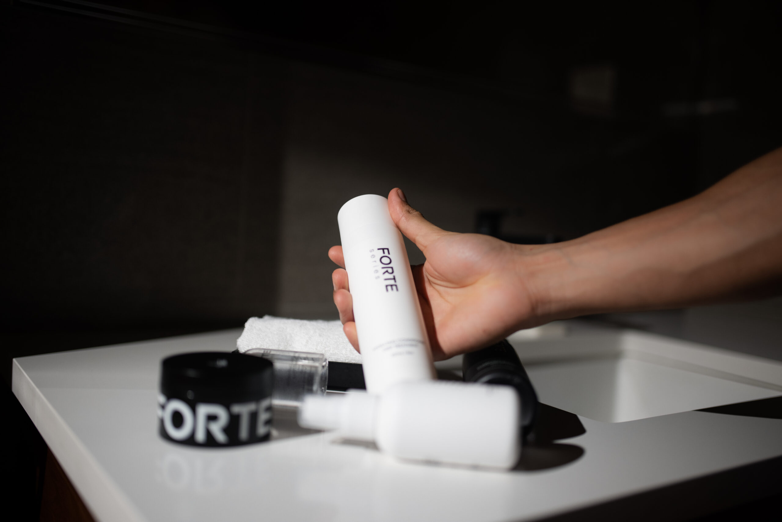 HYDRATING CONDITIONER - 8 OZ - Forte Series